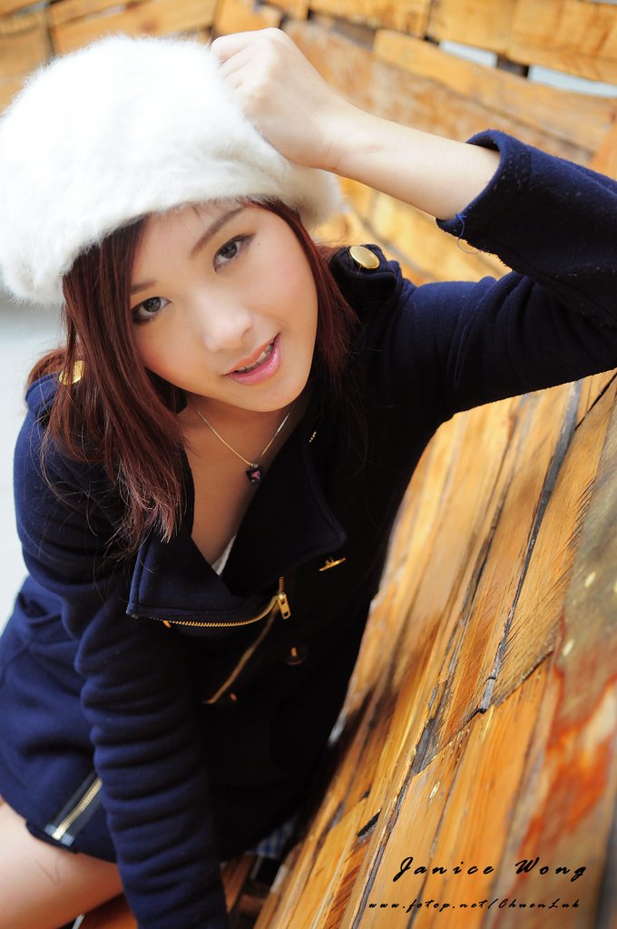 Janie Wong -- fotop.net photo sharing network